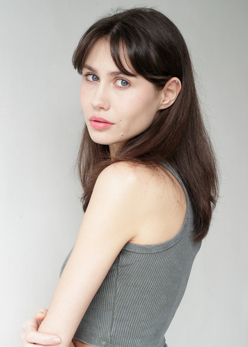 FEMALE MODELS